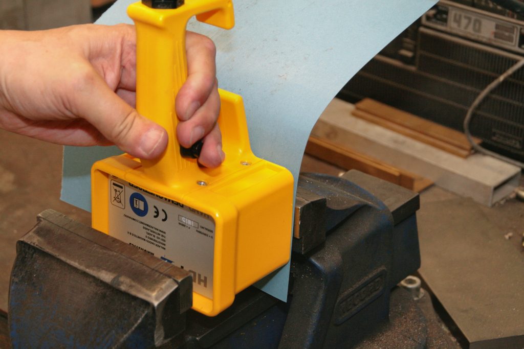 Handheld DEM-HD2 Hand Demagnetizers – LHS